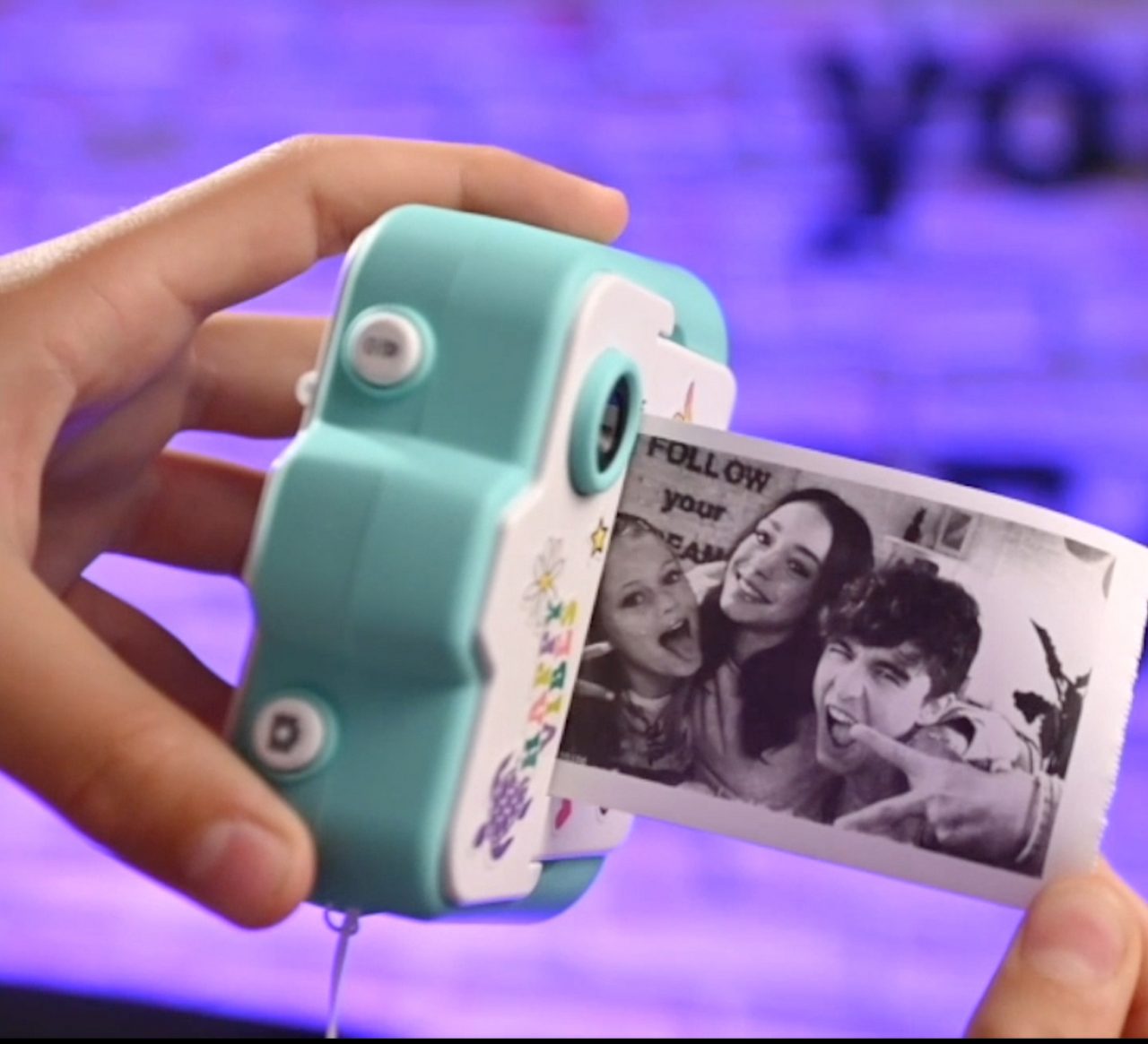 Snap! Capture special memories in just one click. - Canal Toys USA